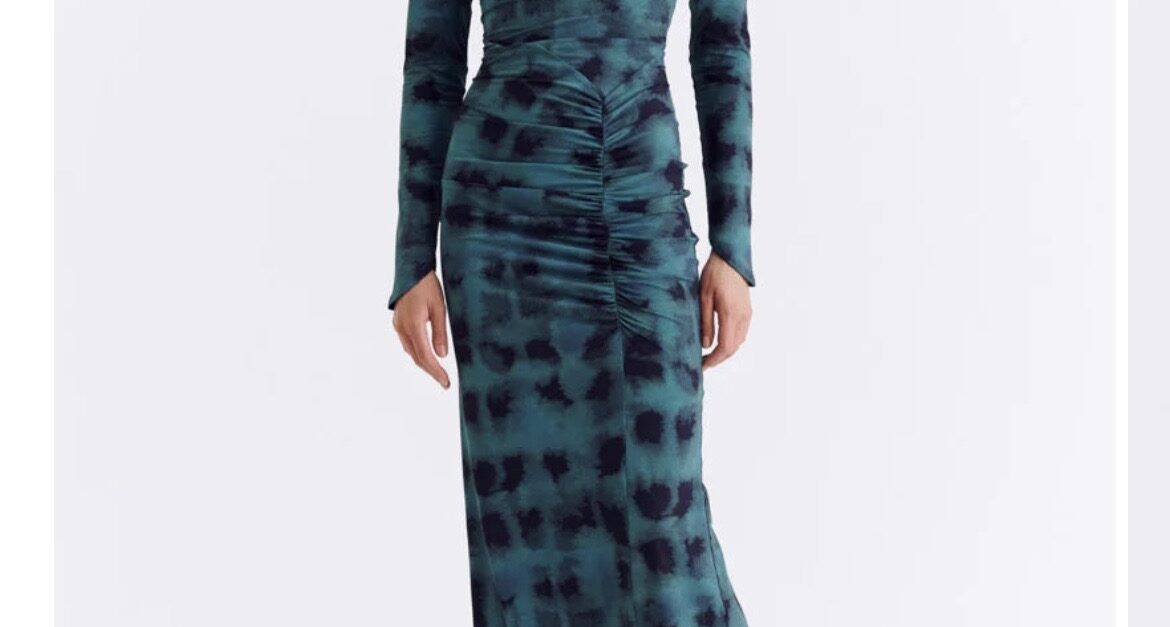 Suboo Shibori long sleeve ruched maxi dress – Rent a Dress